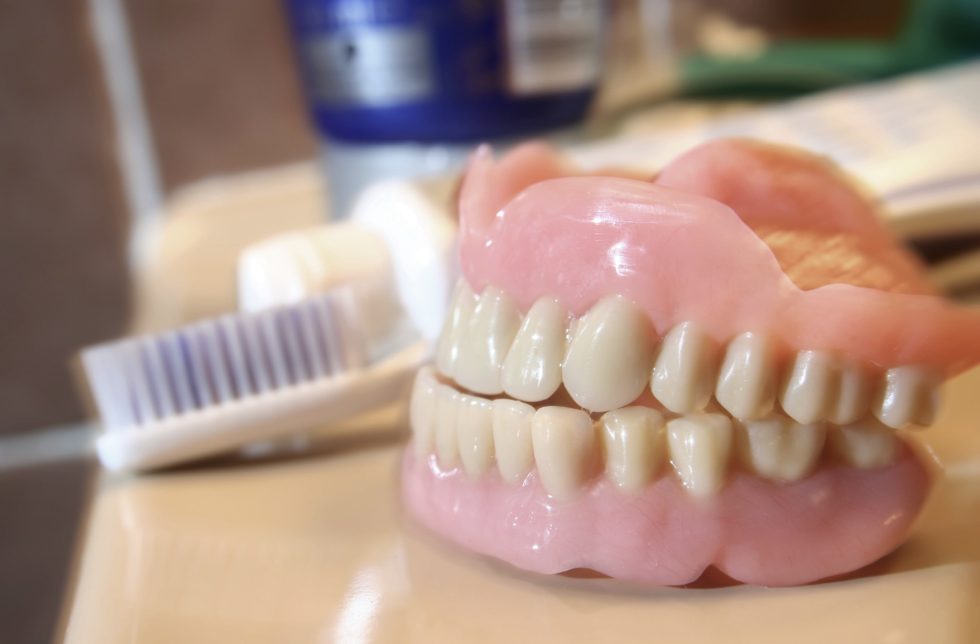 Removing Denture Plaque: How Experts at the Denture Clinic Can Help